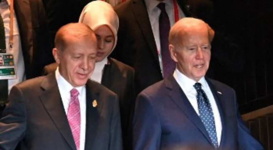 G20 summit: Biden and Erdogan discuss Ukraine grain exports, says White ...