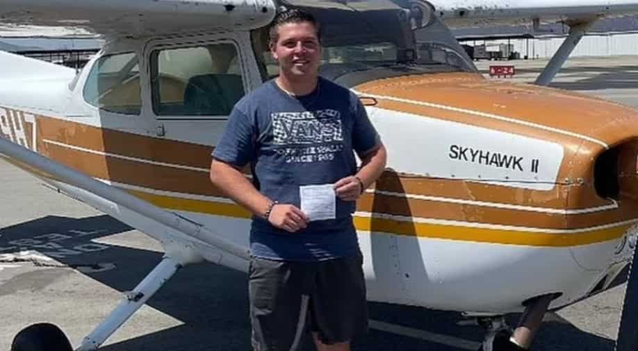 Hero teen pilot wins the internet after landing powerless plane on a ...