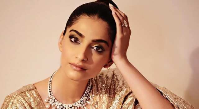'20 kgs down': Sonam Kapoor shares her fabulous weight loss journey on ...
