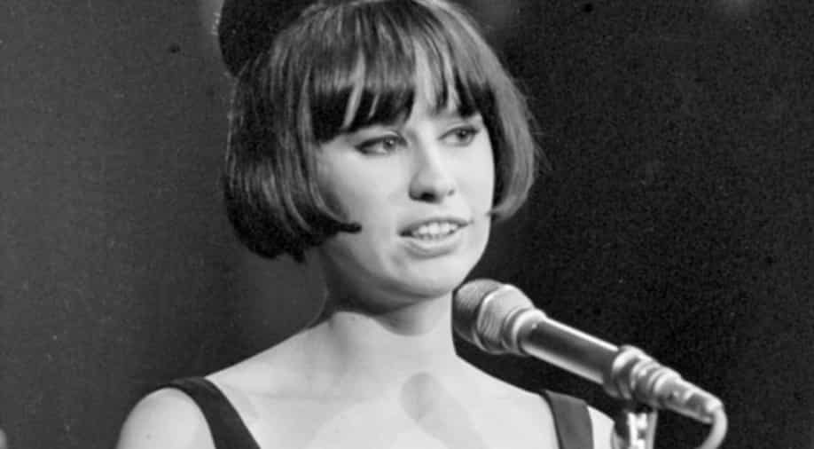 Girl from Ipanema singer Astrud Gilberto dead at 83 - Entertainment News