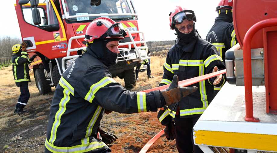 Firefighters take part in forest fire drill in France - World News