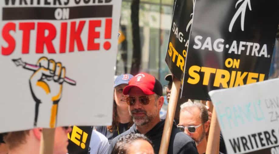SAG-AFTRA strike: Mark Ruffalo, Joey King and other stars protest on ...