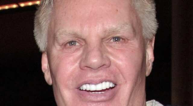 Who Is Mike Jeffries Former Abercrombie And Fitch Ceo Accused Of