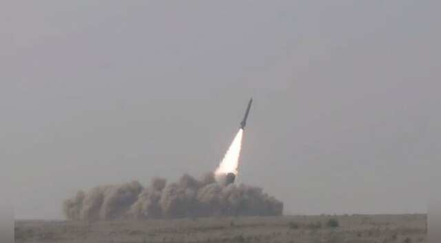 Pakistan successfully tests Fatah-II guided multi-launch rocket system ...